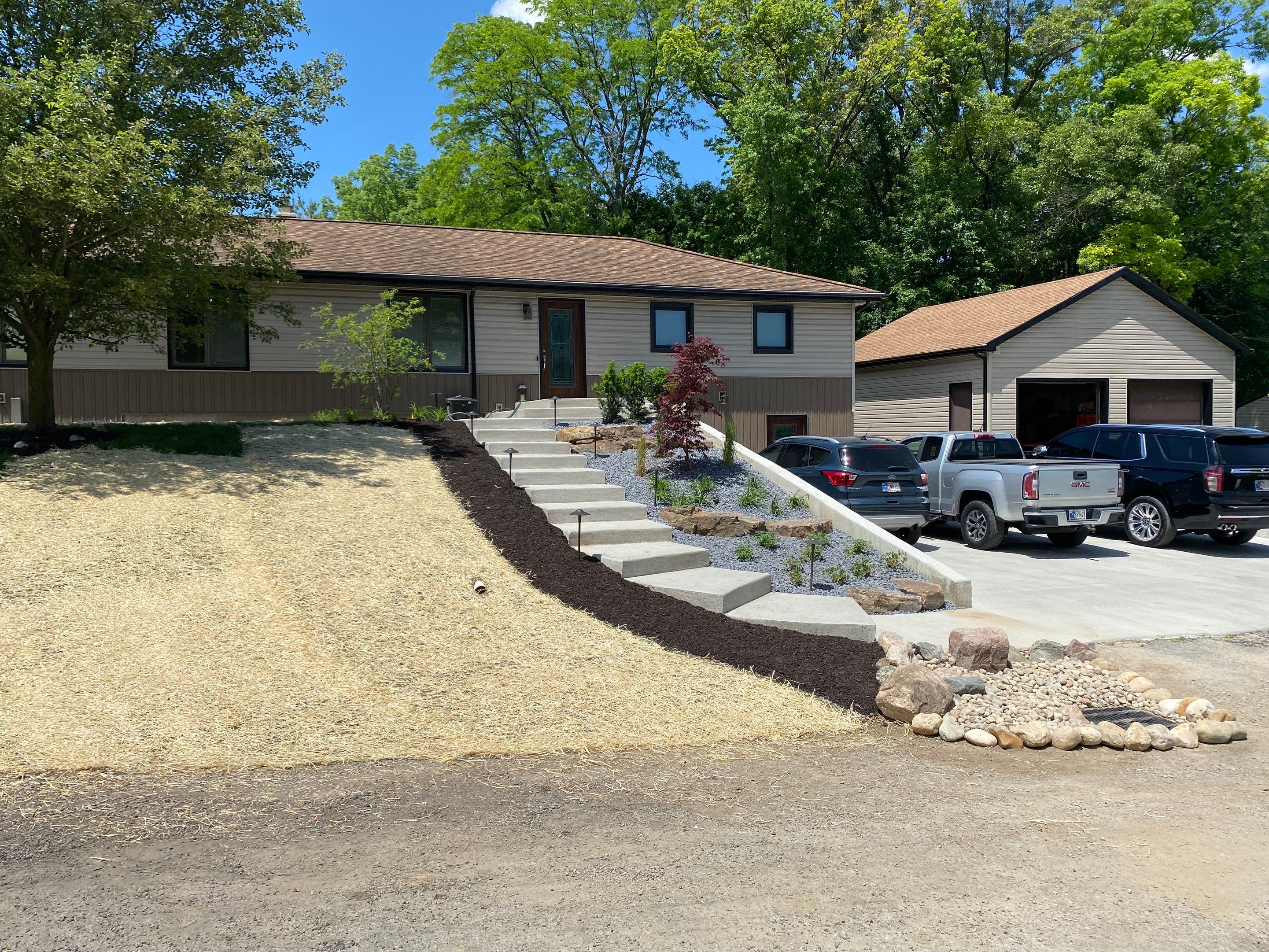 Low Voltage Lighting System in Landscaping - Landscaping & Lawn Care in ...